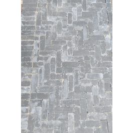 Getrommelde betonklinkers antraciet dikformaat 21x6,8x6cm.